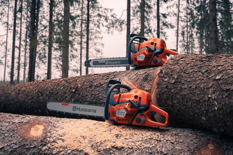 Internaco offers their dealers a renewal of products.