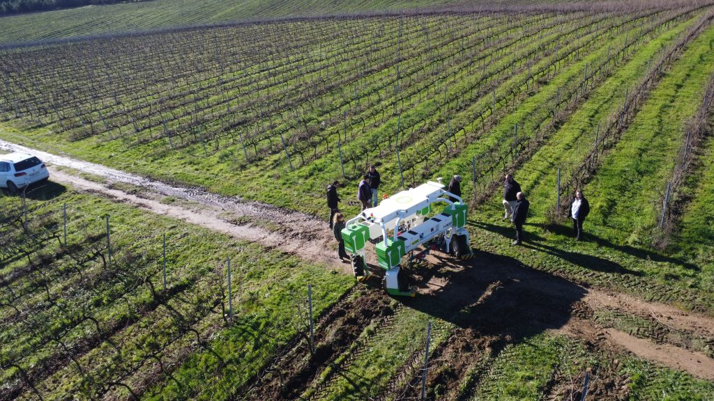 O Grupo AG, parte do Grupo Internaco, está empenhado na agrorobótica